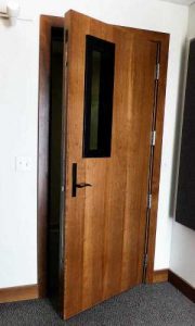 10 Best Soundproof Doors for Interior & Bedrooms • Soundproofing Tips